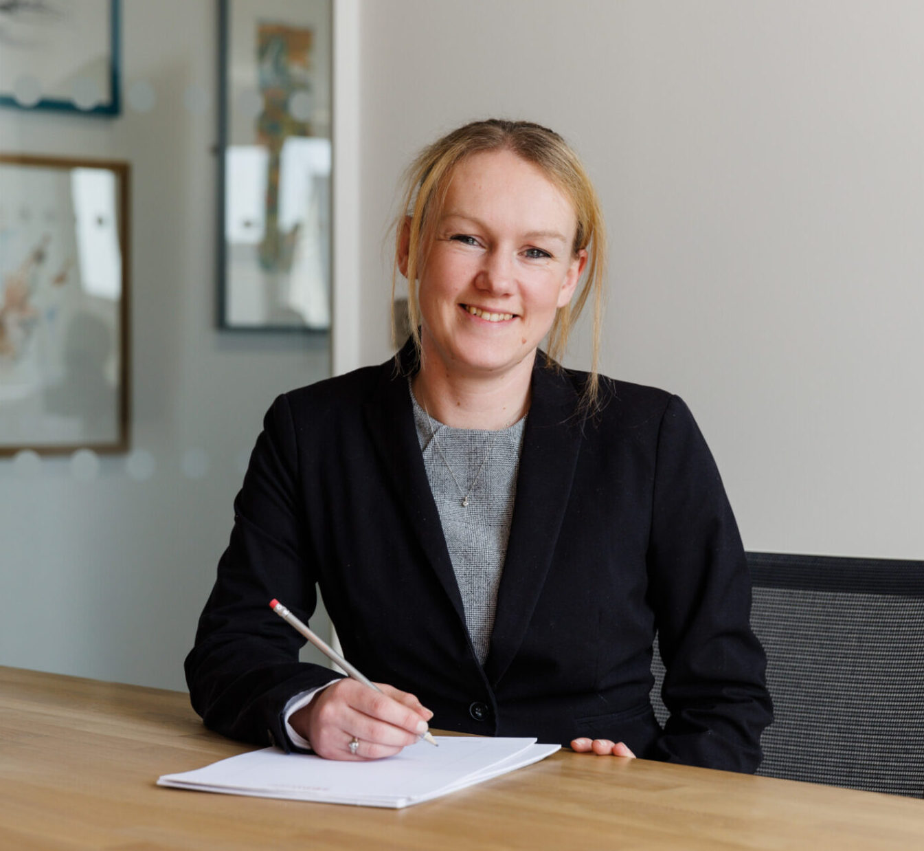 Empowering Female Investors - MM Wealth